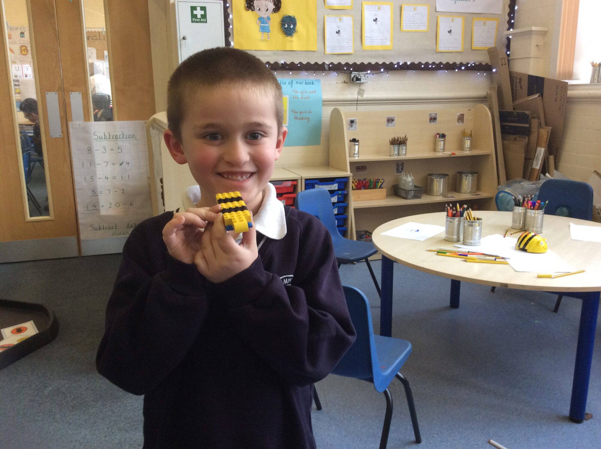 Bee bot fun – Tiverton Academy